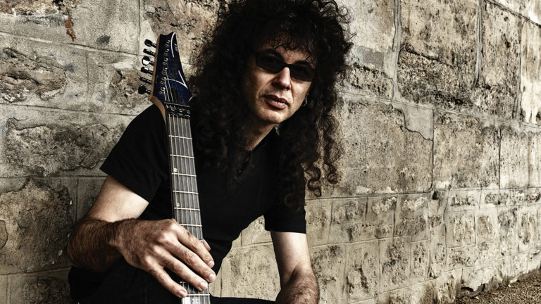 [INTERVIEW] Patrick Rondat, la force tranquille de la guitare française ...